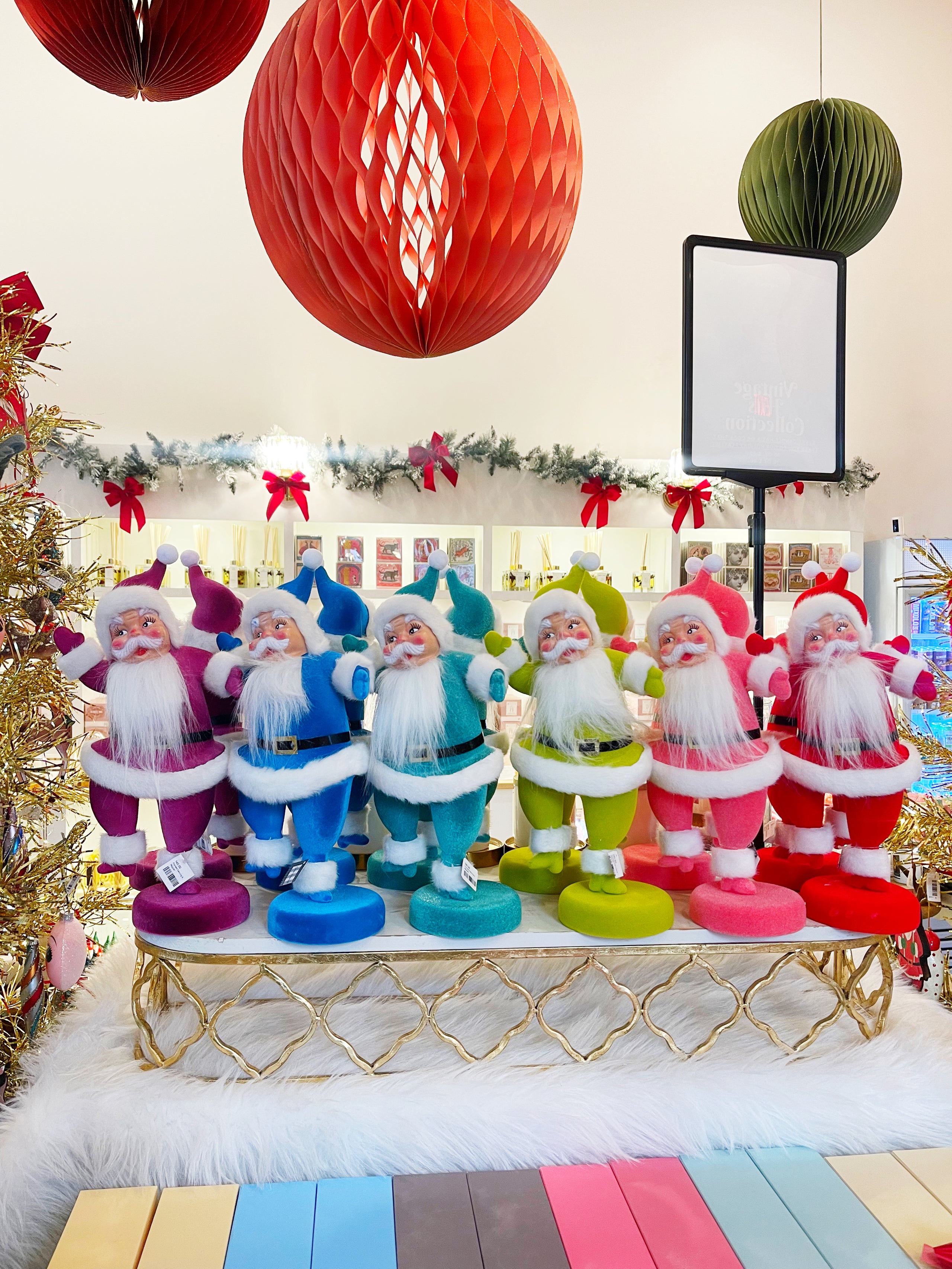 Flocked Dancing Santa | The Golden Slipper